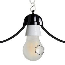 Socket to be assembled into a daisy chain | zangra